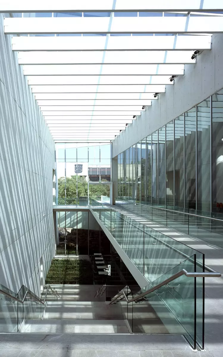 MUAC: El Museo de Cristal que Cautiva a sus Visitantes | Saint-Gobain ...