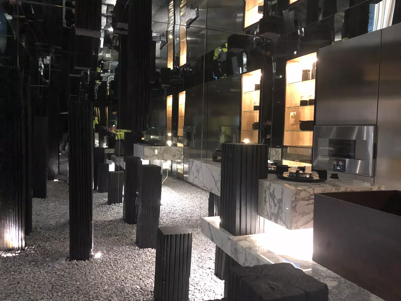 PLAKA SAINT-GOBAIN REDEFINE EL COWORKING EN LA DESIGN HOUSE | Saint ...